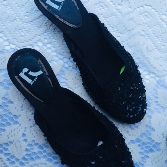 R Report | Shoes | A Cute R Report Pointy Toe Mid Kitten Heel Size9 ...